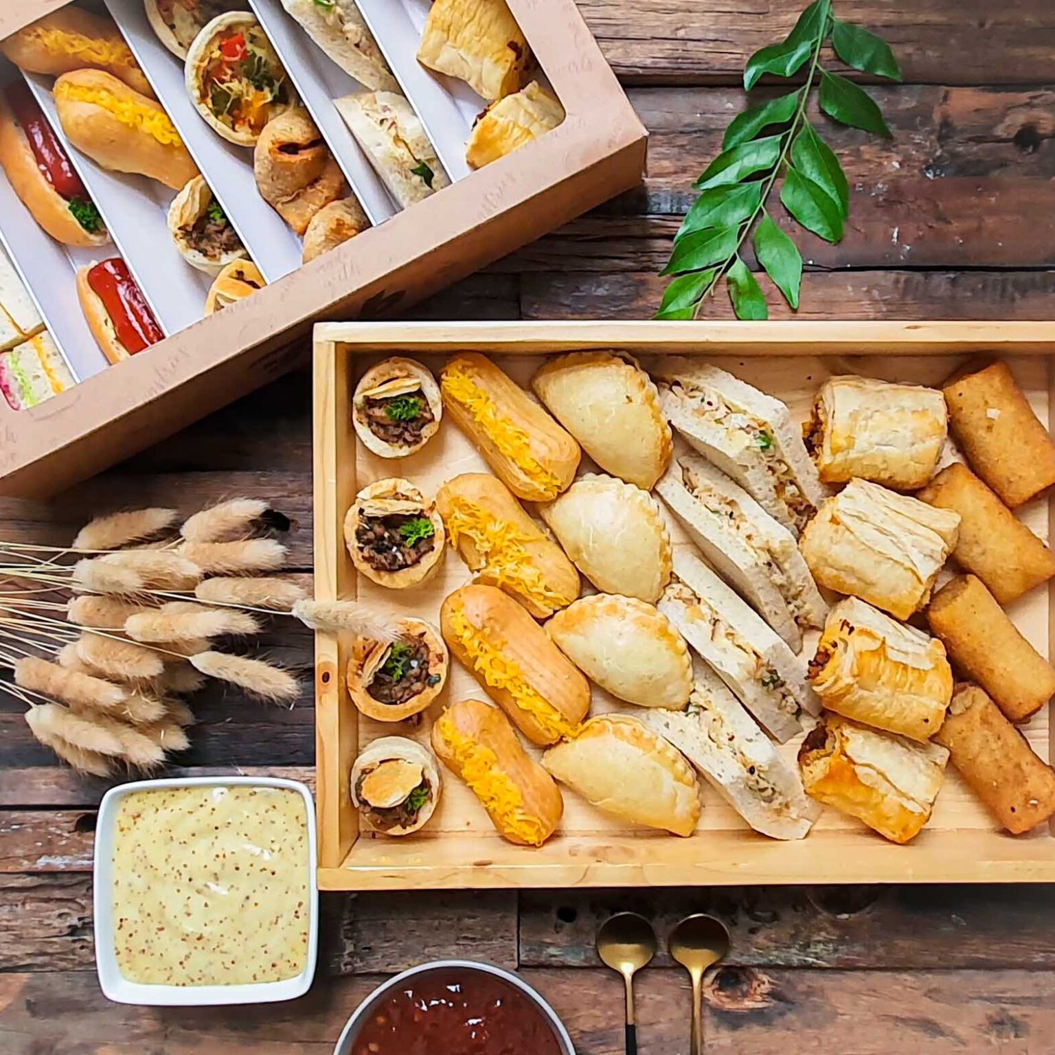 Cocktail Pastry Platter - Seafood 24 pcs - The Fab