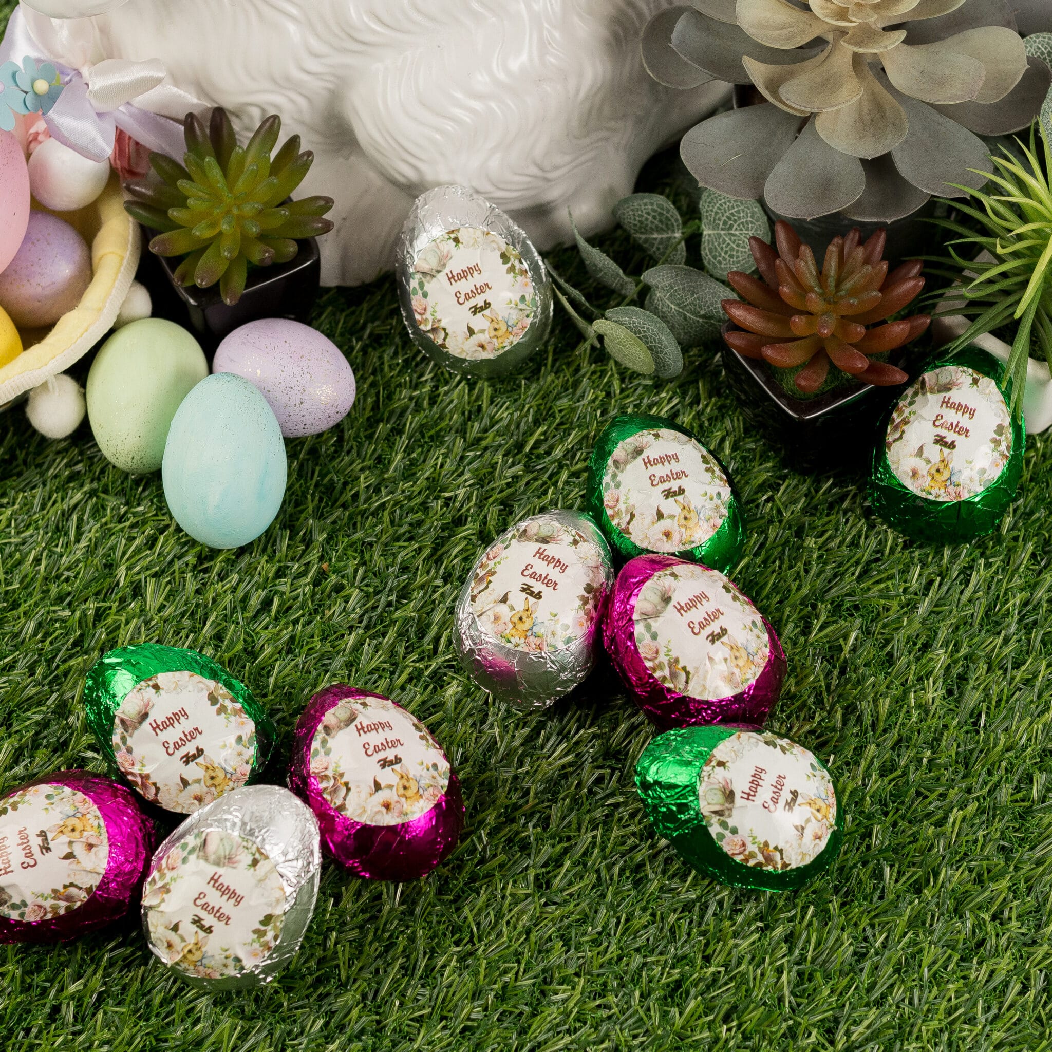 Easter Egg (very small) with White Chocolate Filling - The Fab